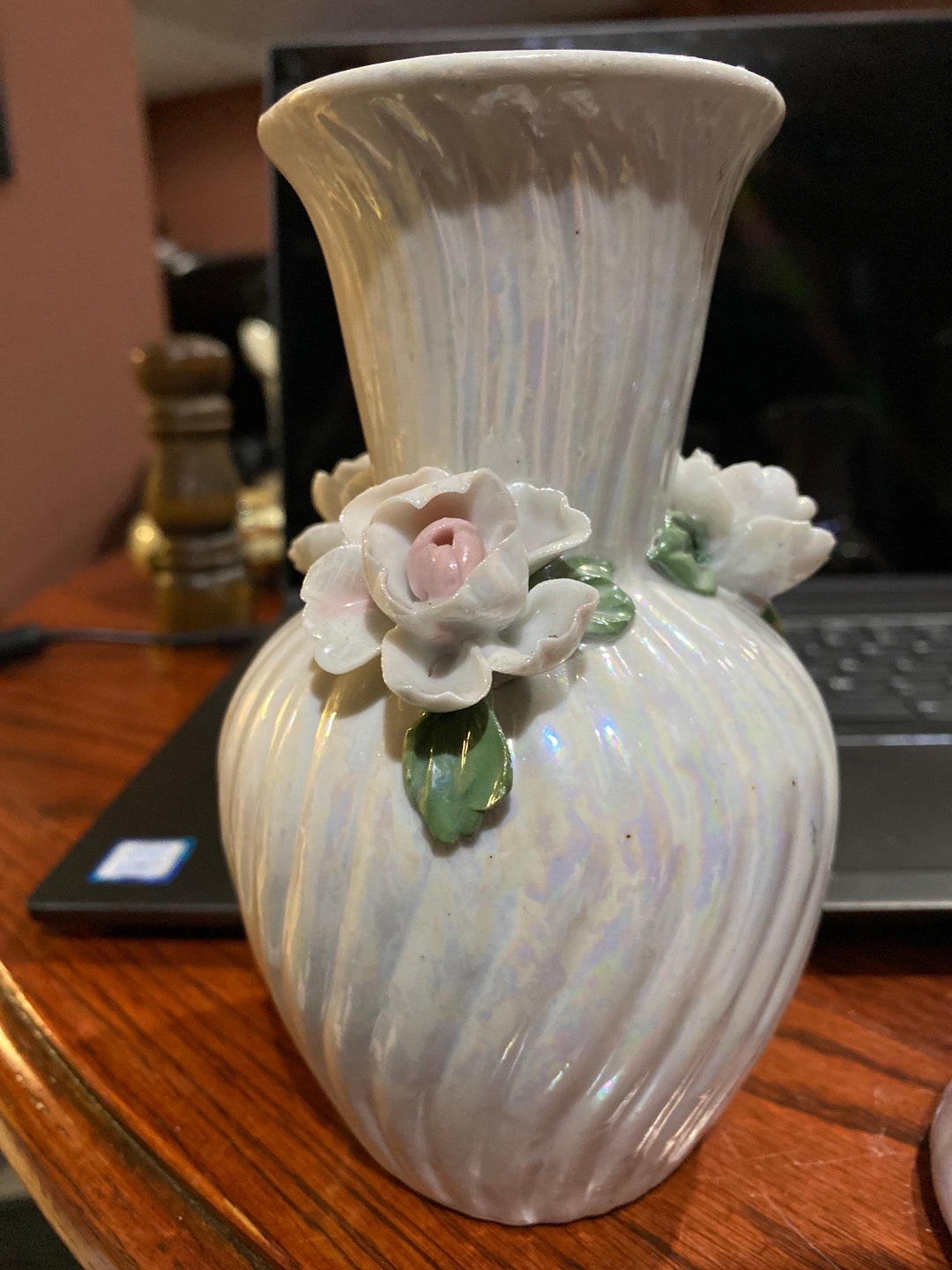 Pearlized Vase With Flowers. - Etsy