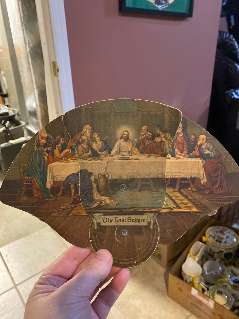 2 Vintage Paper Pull Out Fans - Etsy