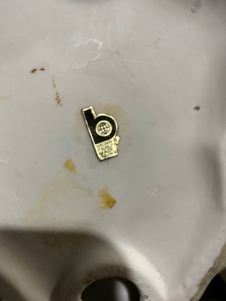 Vintage Brinns of Pittsburgh goose figurine | Etsy