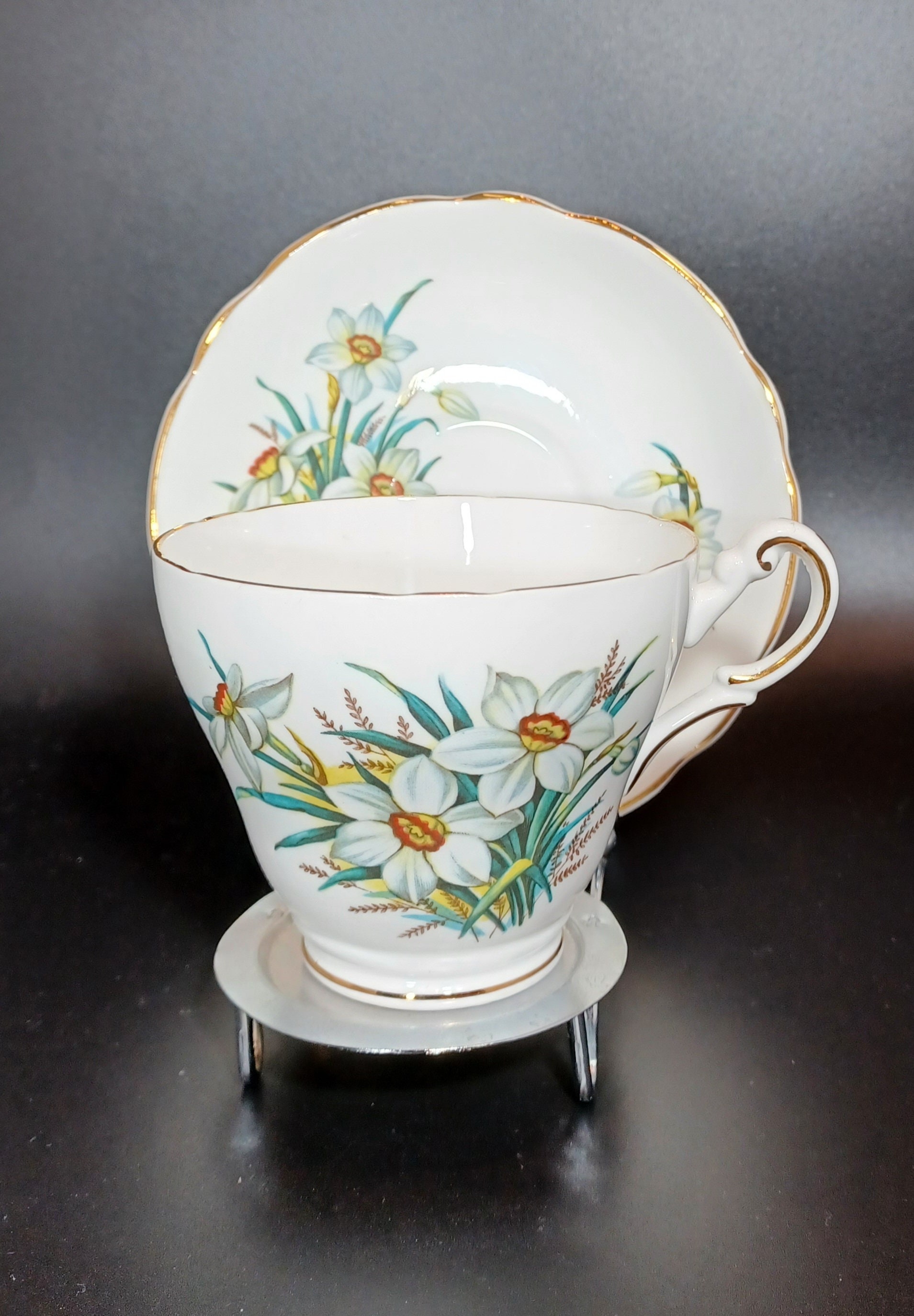 Regency English Bone China "daffodil" Teacup and Saucer, Made in ...