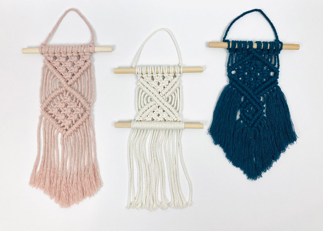 Mini Macramé Wall Hangings Small Macramé Tapestries excellent Stocking ...