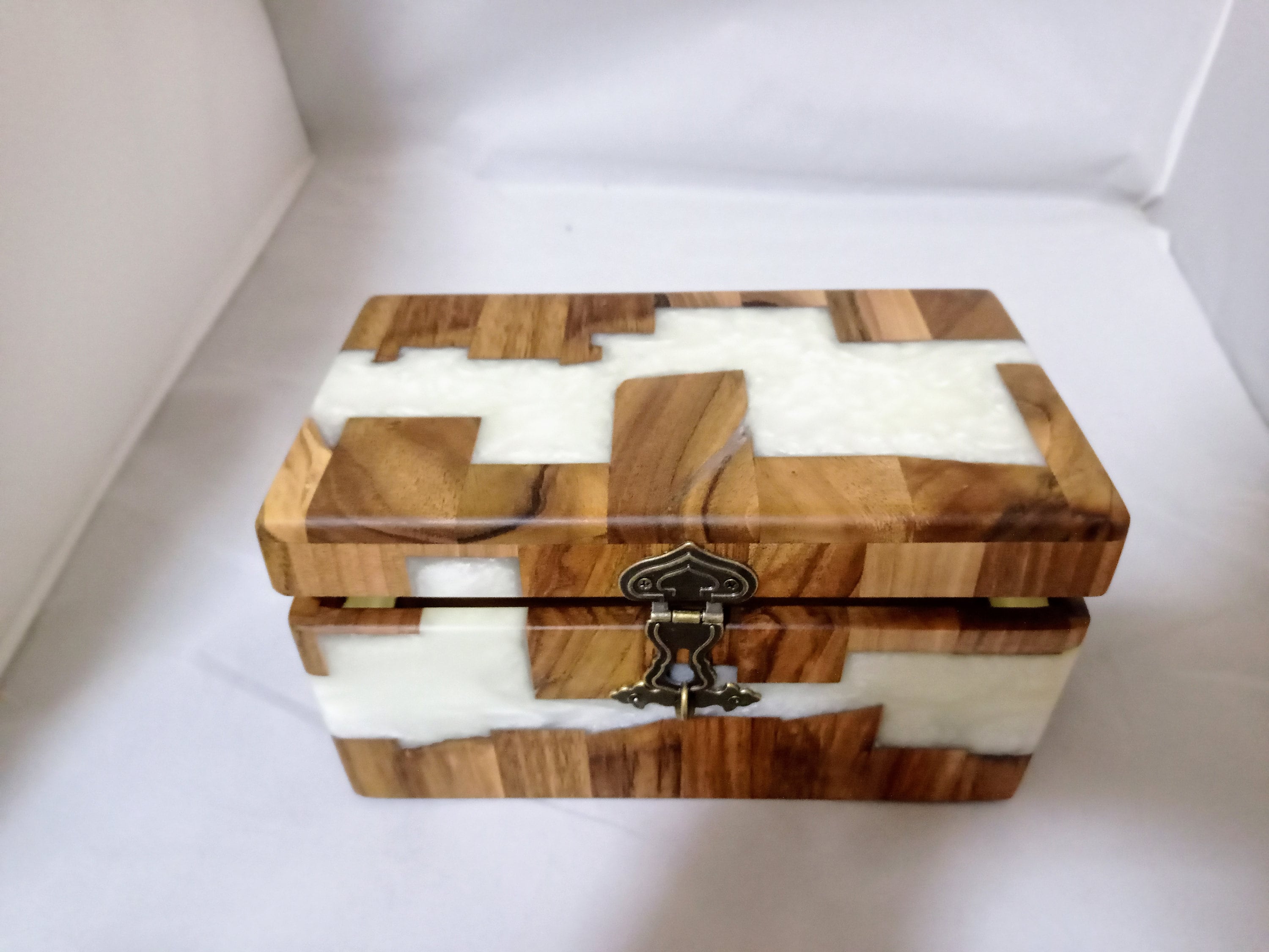 Handmade Walnut Wood and Epoxy Resin Box in Patchwork Style, Fancy ...