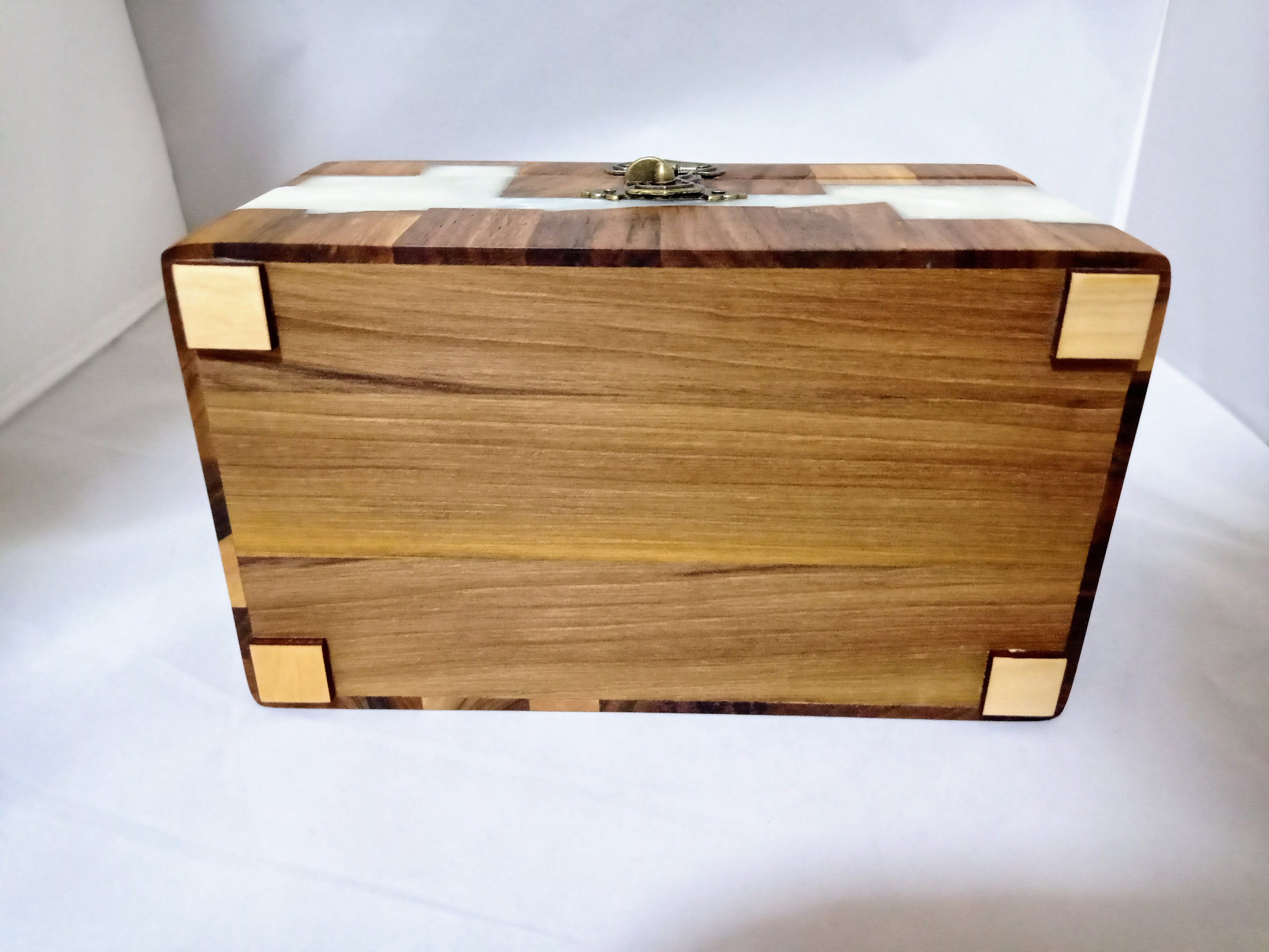 Handmade Walnut Wood and Epoxy Resin Box in Patchwork Style, Fancy ...