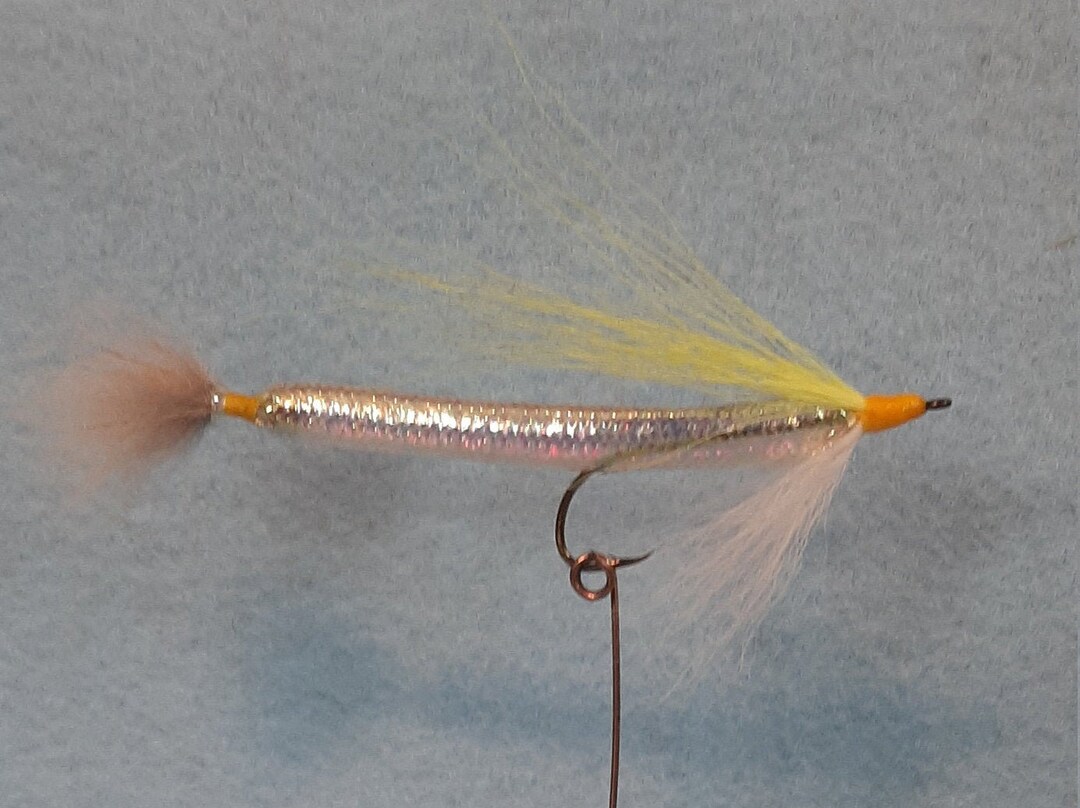Lucky Strike: Striped Bass/ Rockfish Fly - Etsy
