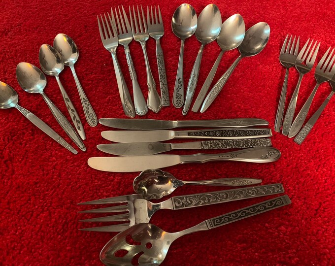 The Ultimate Floral Mismatched Flatware Set!! 23 Piece Vintage ...