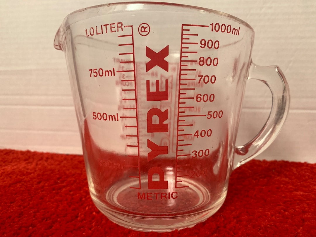 Large Vintage Pyrex Glass Liquid Measuring Cup 4 Cup 1 Liter Measure ...