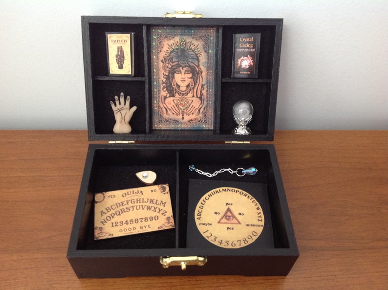 Fortune Teller Kit / Crystal Ball, Palm Hand. Ouija Board, Pendulum ...