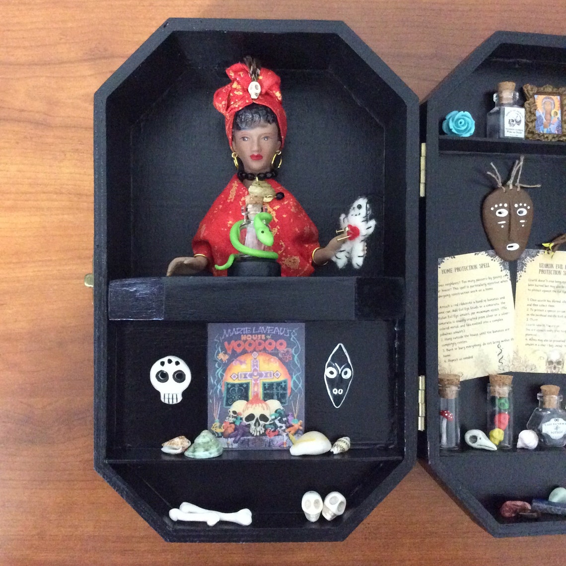 Voodoo Doll, Marie Laveau Voodoo Queen in Voodoo House Diorama With ...