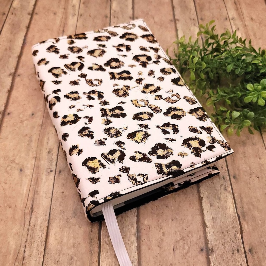 Adjustable Book Cover, Book Sleeve, Padded Book Cover, Fabric Book ...
