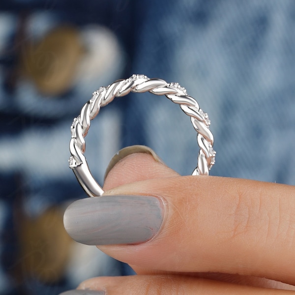 Twisted Wedding Band - Etsy