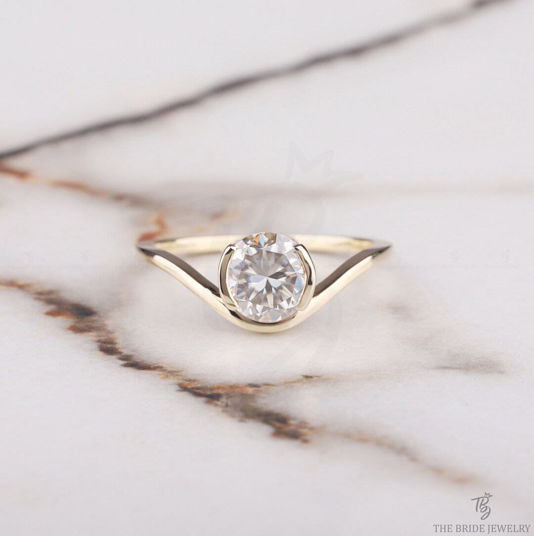 14k Gold Round Cut Half Bezel Set Engagement Ring Solid Gold Bezel ...