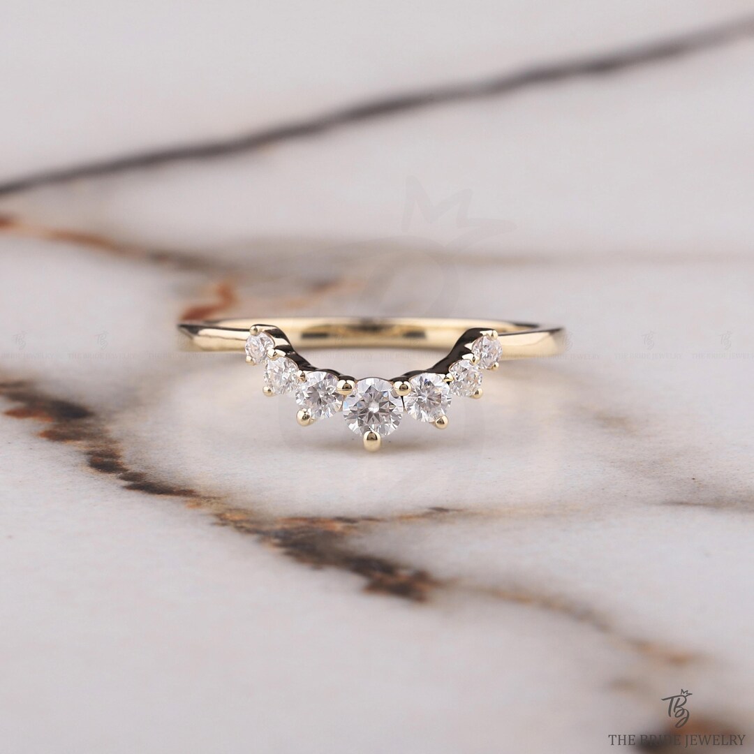 Curved Diamond Band in 10K/14K Solid Yellow Gold Metal Moissanite ...
