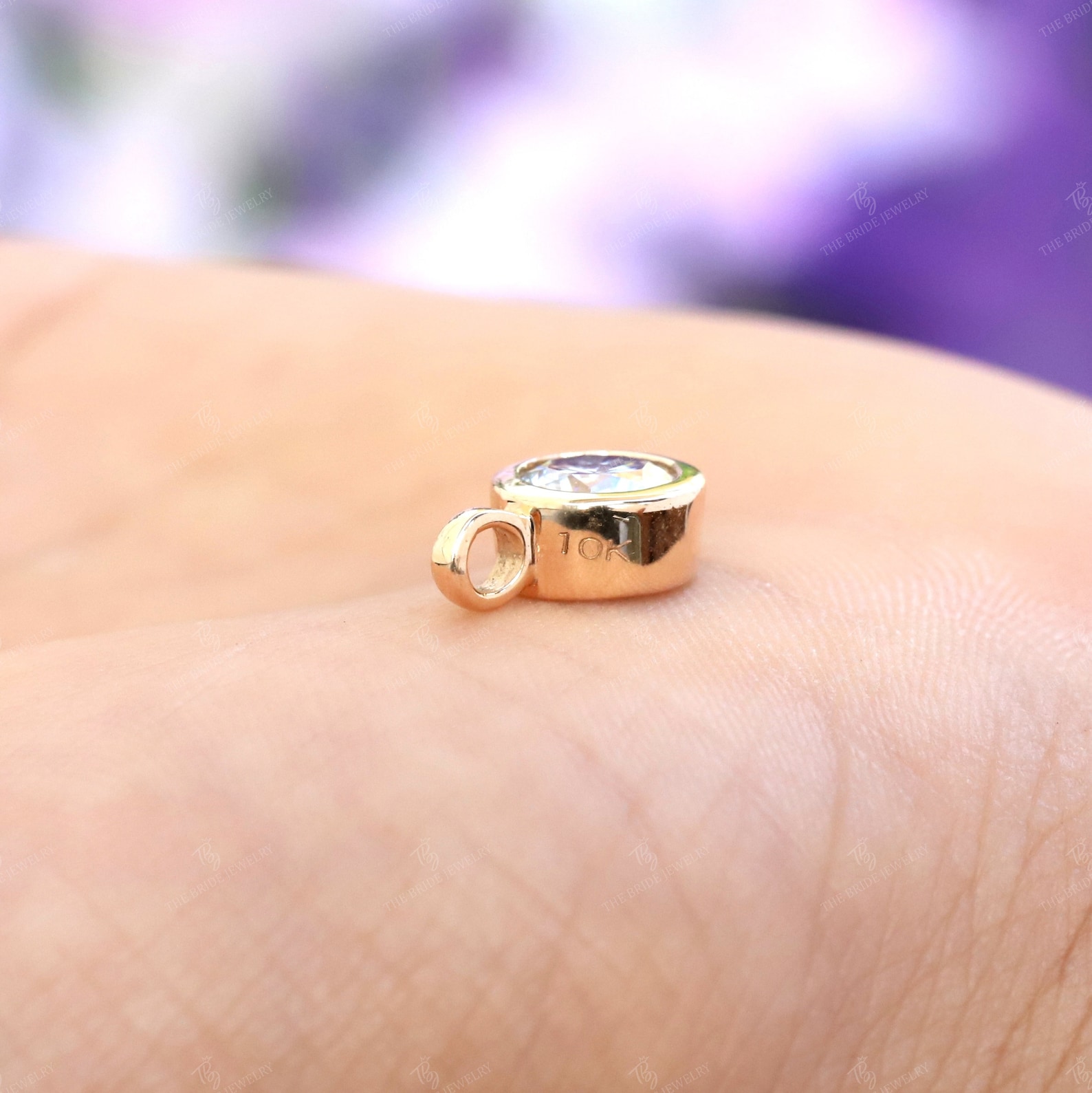 Round Cut Solitaire Pendant Colorless Solid Gold Pendant for Women ...