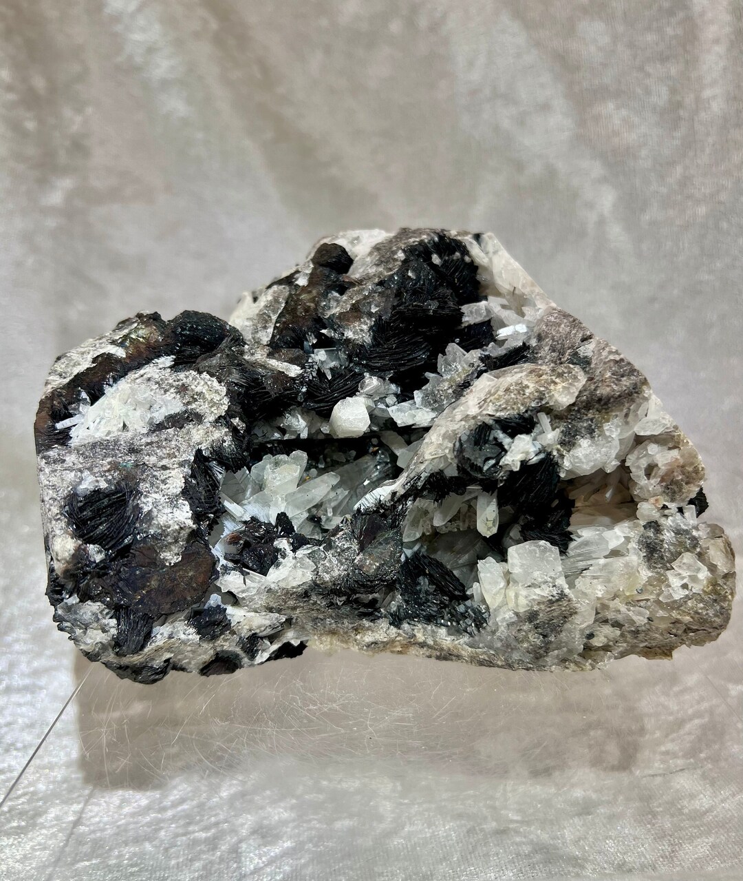 Large Specularite and Quartz Specimen. 2.8lbs. Amazing Black Desert ...