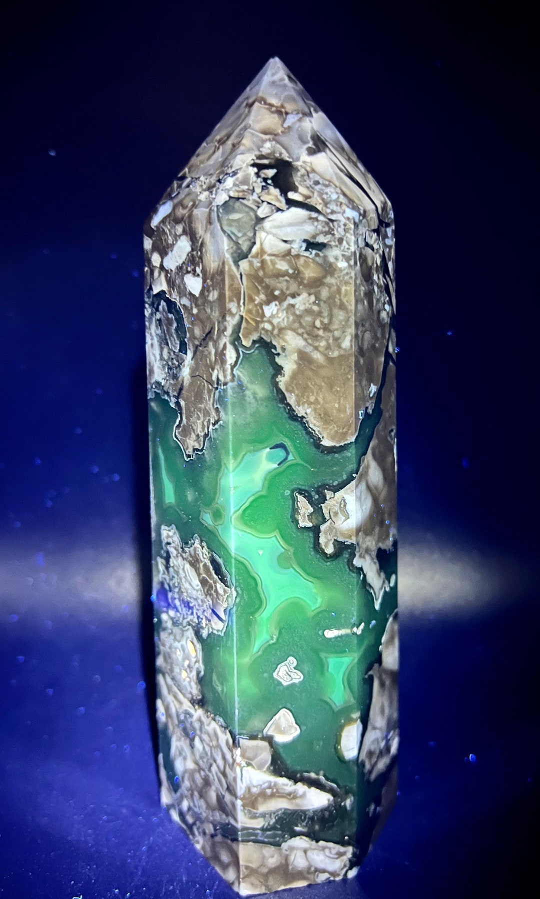 XL Volcano Agate Tower. Rare UV Reactive Volcanic Agate. Glows Green - Etsy