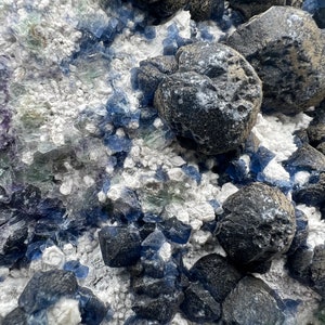 Stunning Blueberry Fluorite Specimen. Beautiful Shades of Blue ...