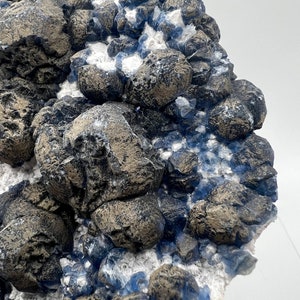 Stunning Blueberry Fluorite Specimen. Beautiful Shades of Blue ...