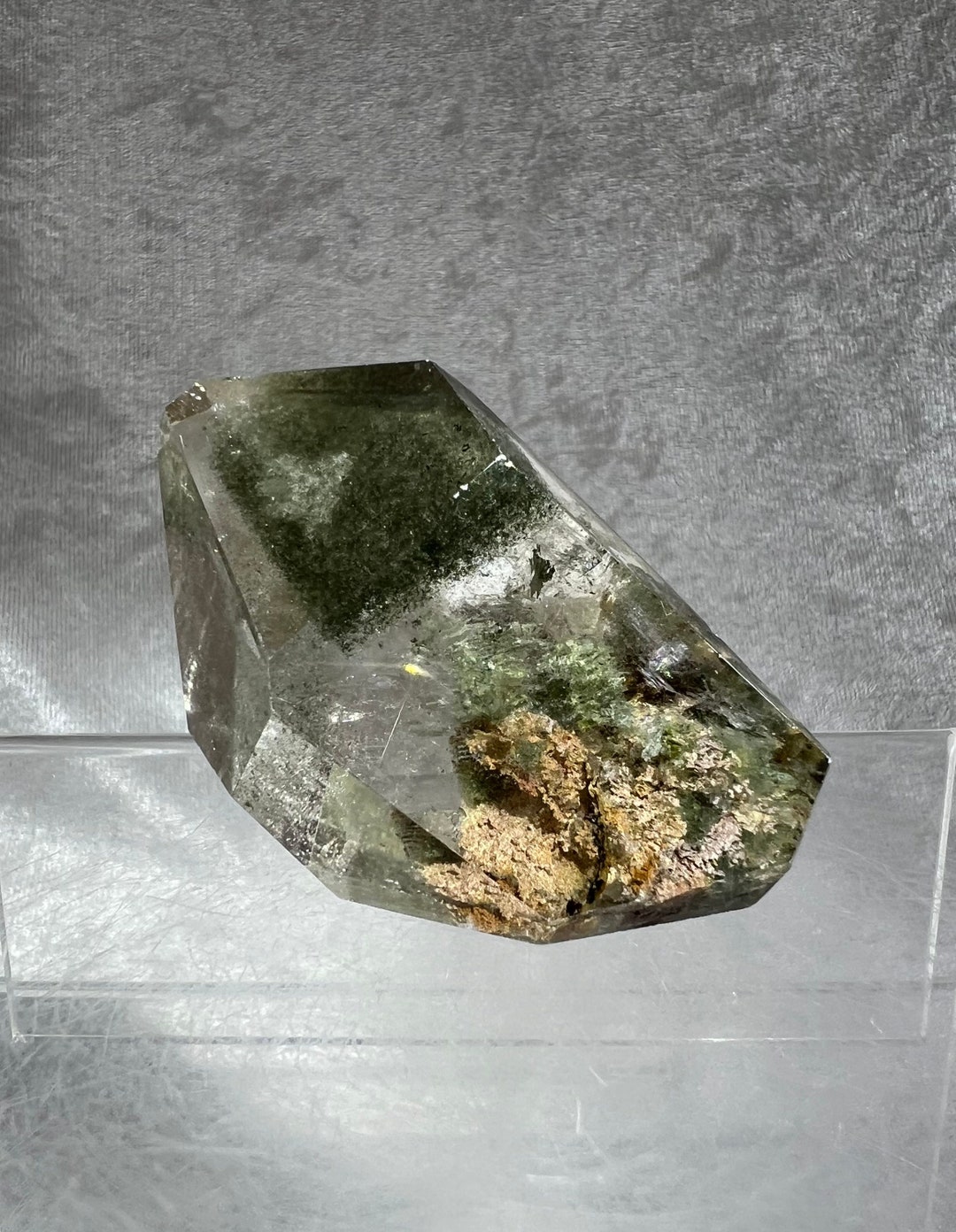 Beautiful Garden Quartz Freeform. Amazing Green and Tan Mountain ...
