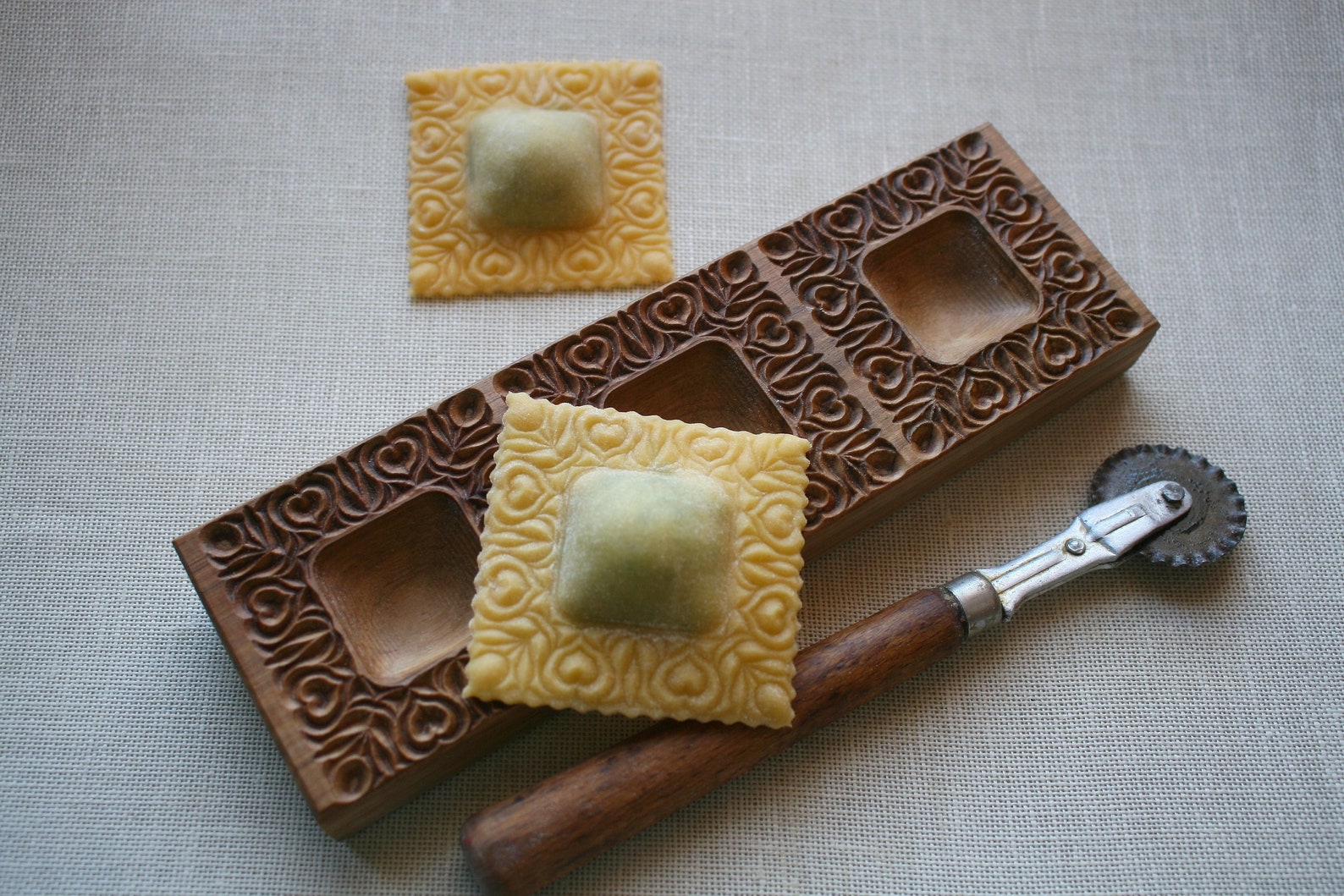 Tulip Ravioli Board: Wooden Pasta, Cookie Mold, - Etsy