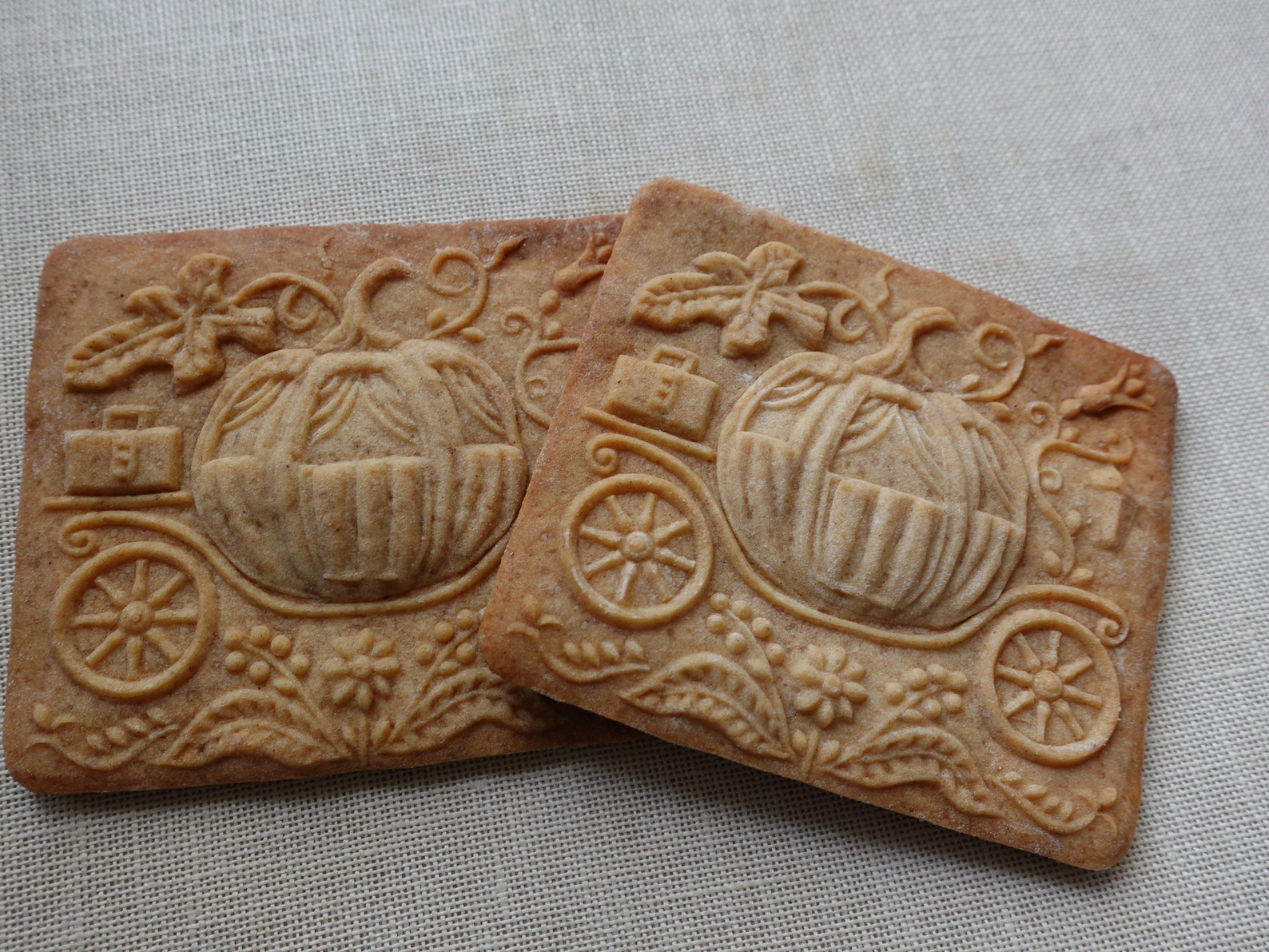 Hand Carved Wooden Gingerbread, Springerle Mold, Pumpkin Carriage ...
