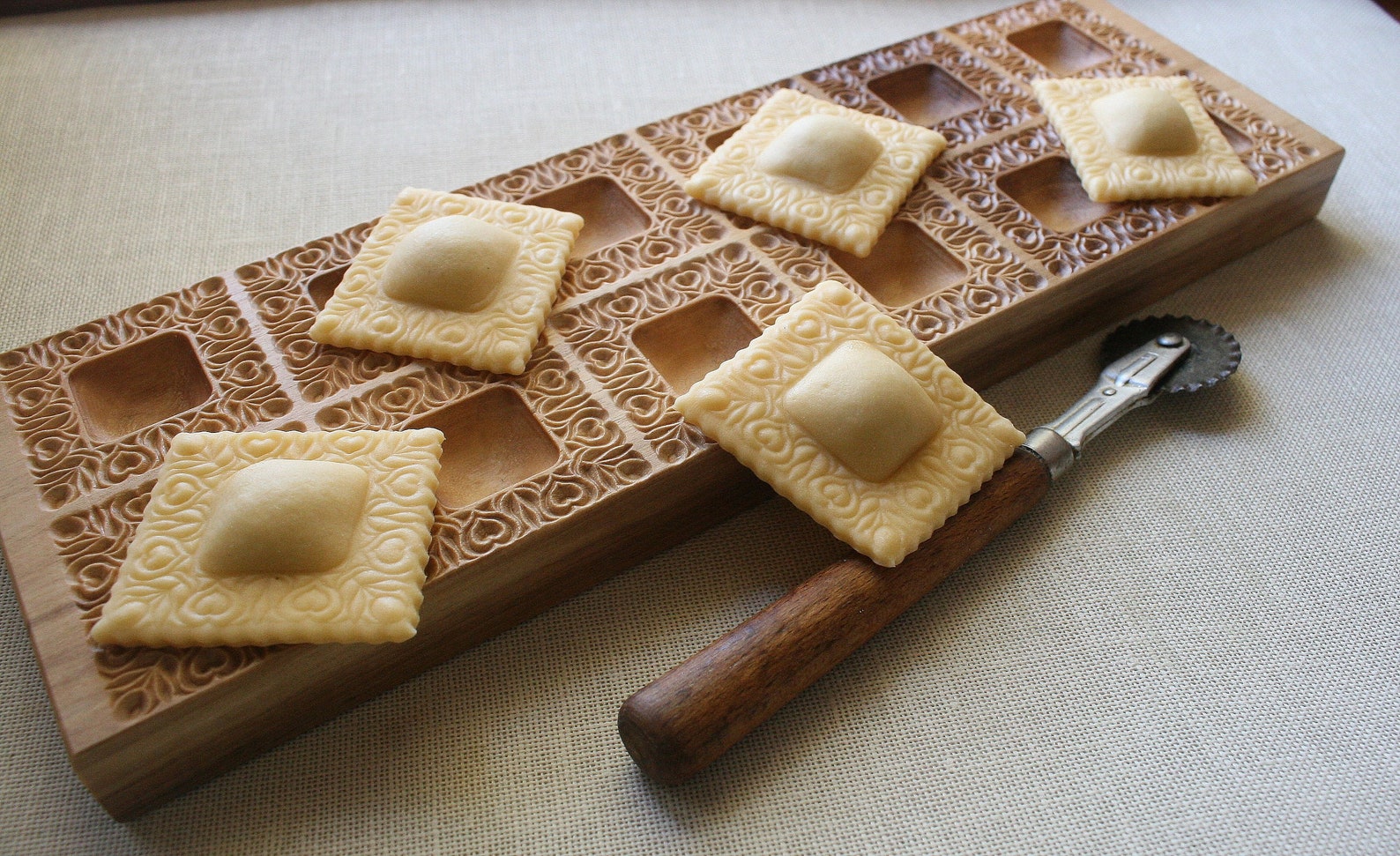 Tulip Pattern Ravioli Board, 12-holes, Cookie Mold, - Etsy