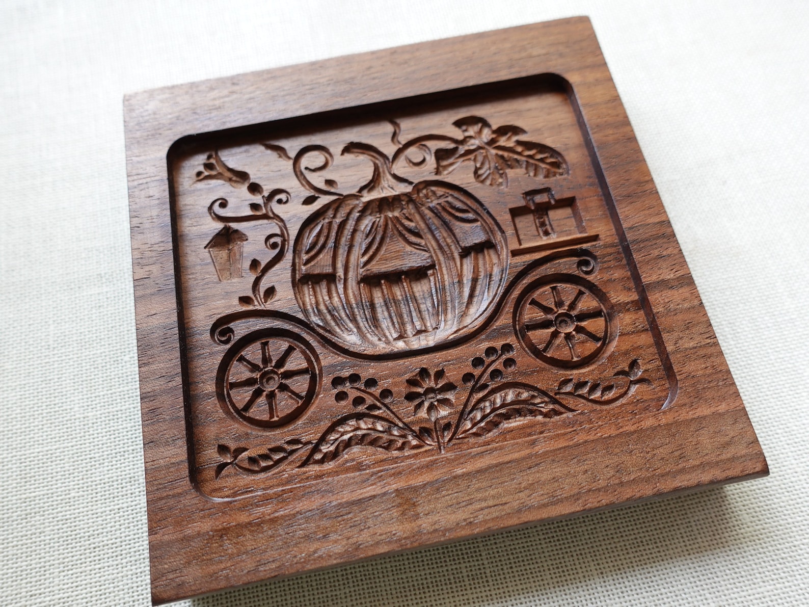 Hand Carved Wooden Gingerbread, Springerle Mold, Pumpkin Carriage ...