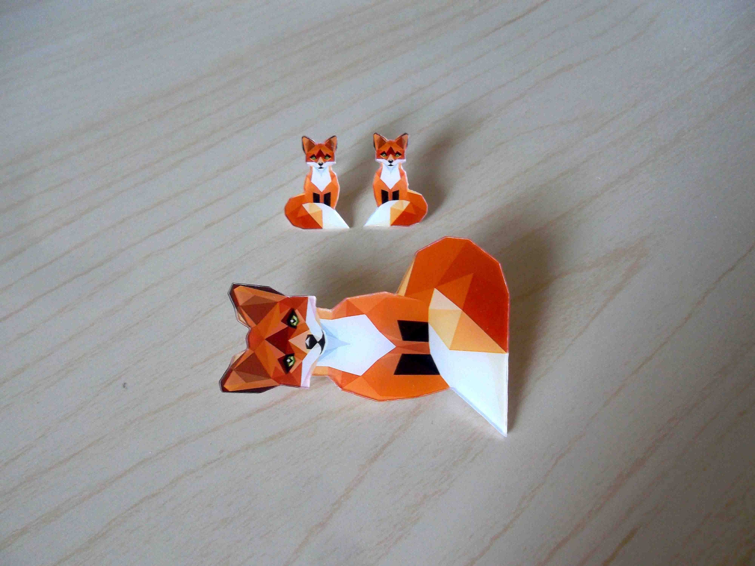 FOX Crystal Resin BROOCH, Fox Pin, Original Polygons Designed Brooch of ...