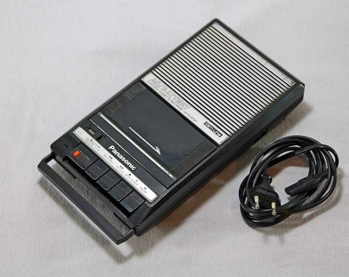 Panasonic Slimline RQ-2104 Vintage Cassette Recorder/ Japanese Audio ...