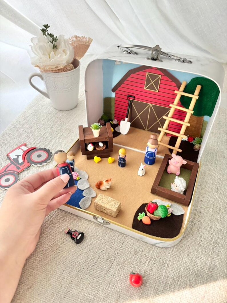 Peg Doll Farm Playset in Suitcase, Travel Toy for Kids, Farm Animals ...