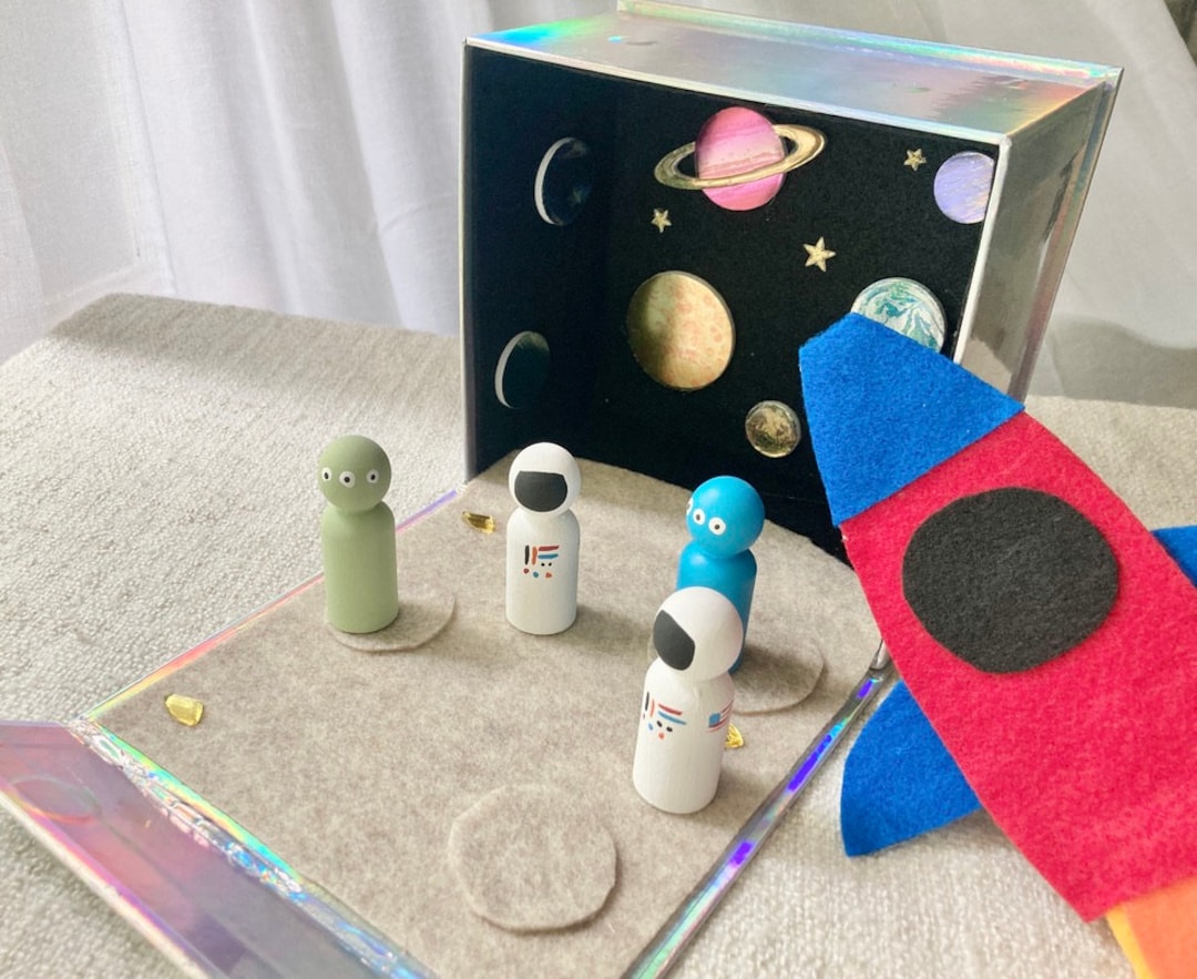 Outer Space Peg People Play Set, Quiet Toy, Astronaut Peg People, Alien ...