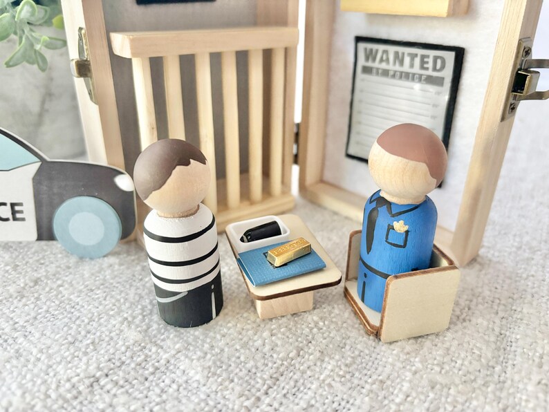 Police Station Peg People Playset: Fold and Go Travel Toy - Etsy