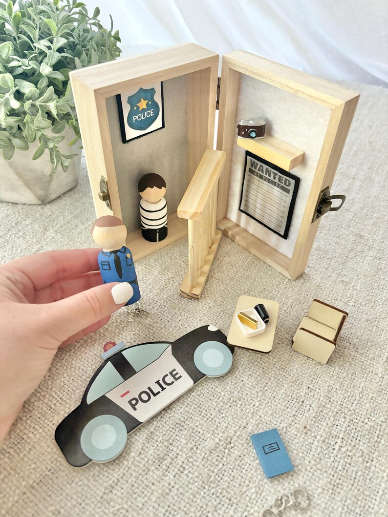 Police Station Peg People Playset: Fold and Go Travel Toy - Etsy