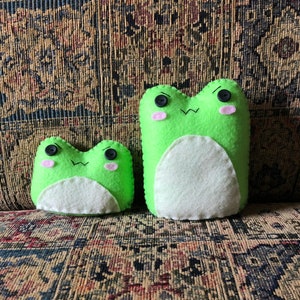 Mischief Frogs Tall and Small Felt Frog Plushies - Etsy