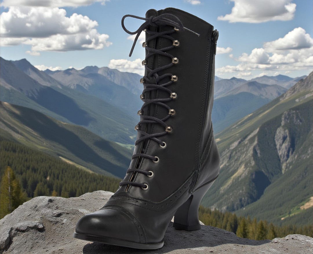 Black Leather Traditional Boots for Women – Dirndl Boots With Deerskin ...