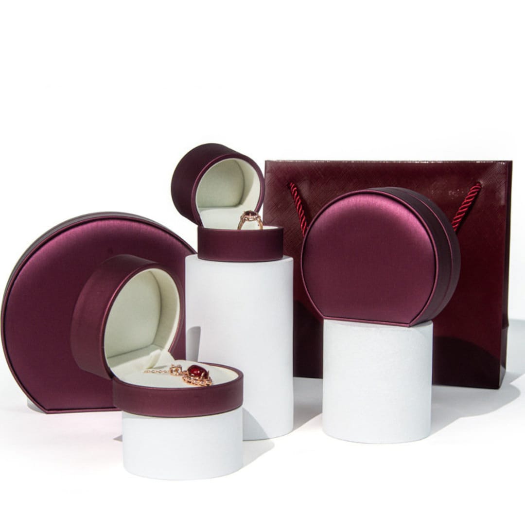 Sample PU Leather Round Box Wedding Favors Gift Trinket Rotating Ring ...