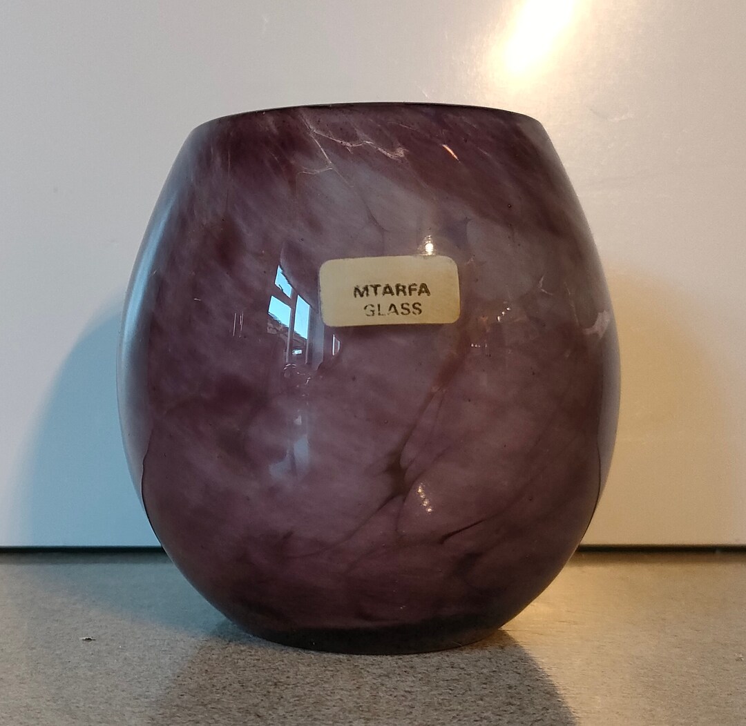 Vintage Collectable Mtarfa Glass Vase - Etsy UK