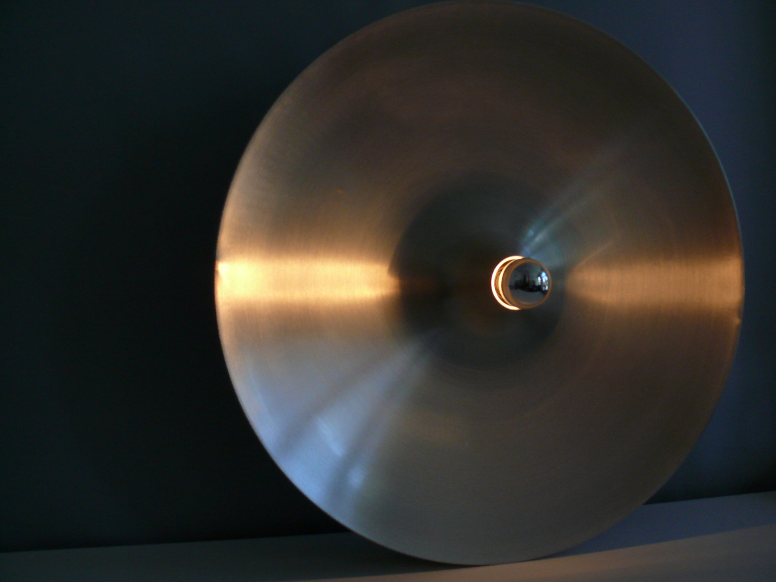 Staff XXXL brushed aluminium discus lamp - Space Age