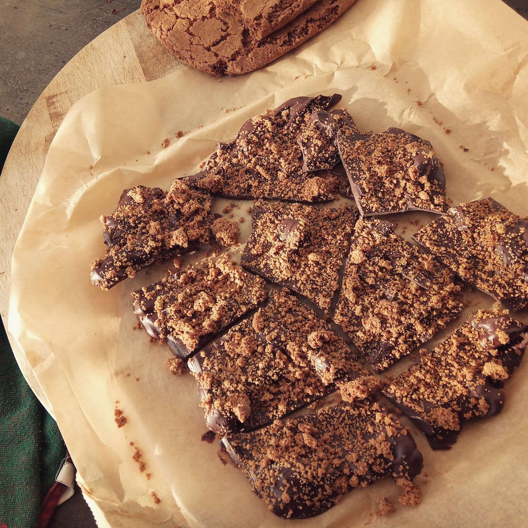 Speculaas Chocolate Bark Dutch Spiced Cookie Homemade With - Etsy UK