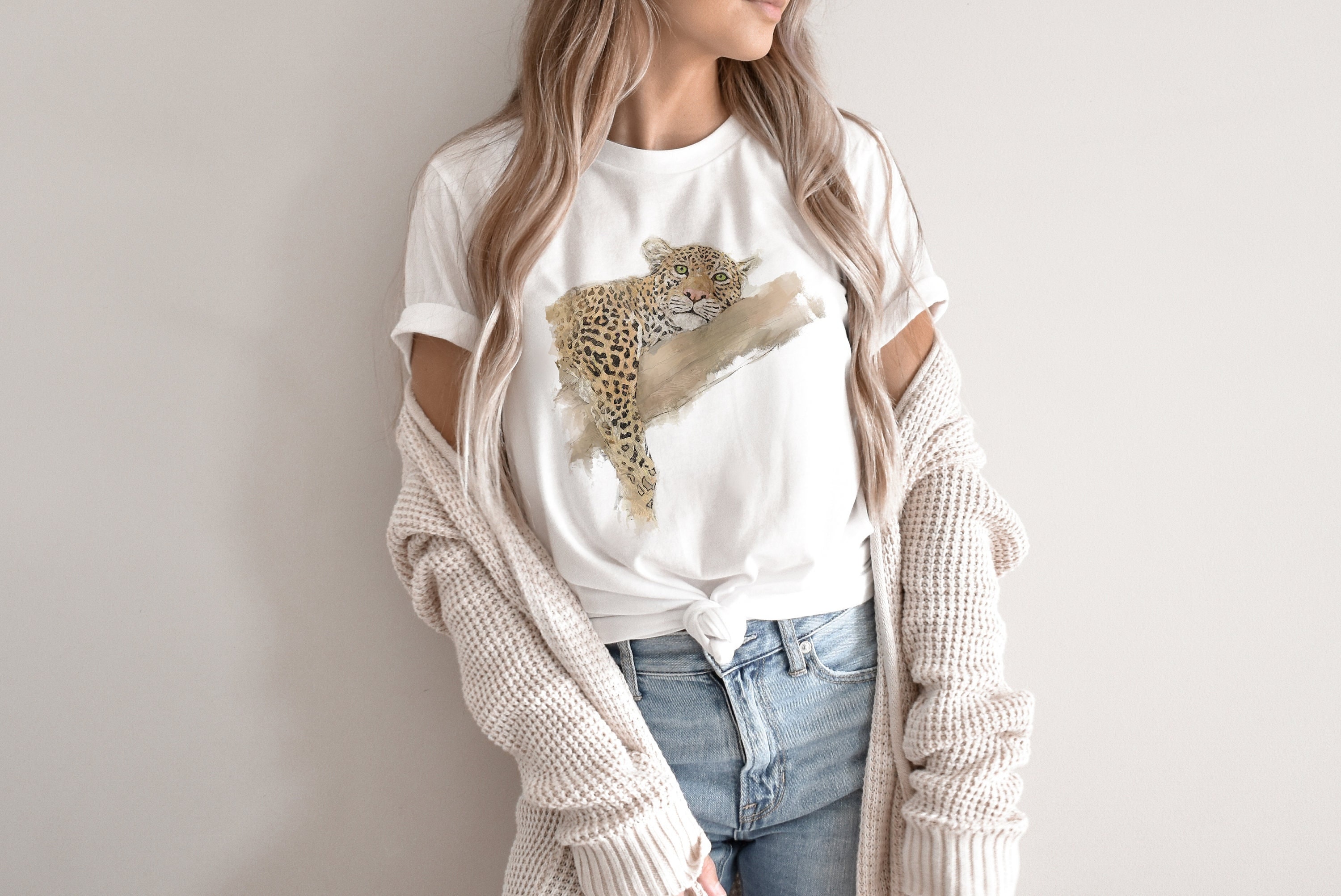 Beautiful Leopard T-shirt Cute Wildlife Shirt Art Animal | Etsy
