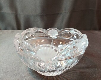 Oneida Crystal Bowl - Etsy