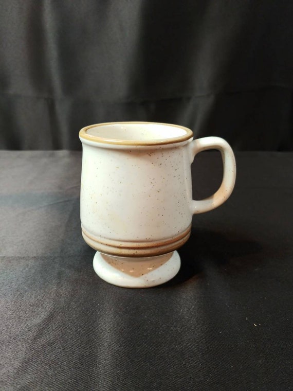 Vintage Pedestal Mug in E655-19 by Rego - Etsy