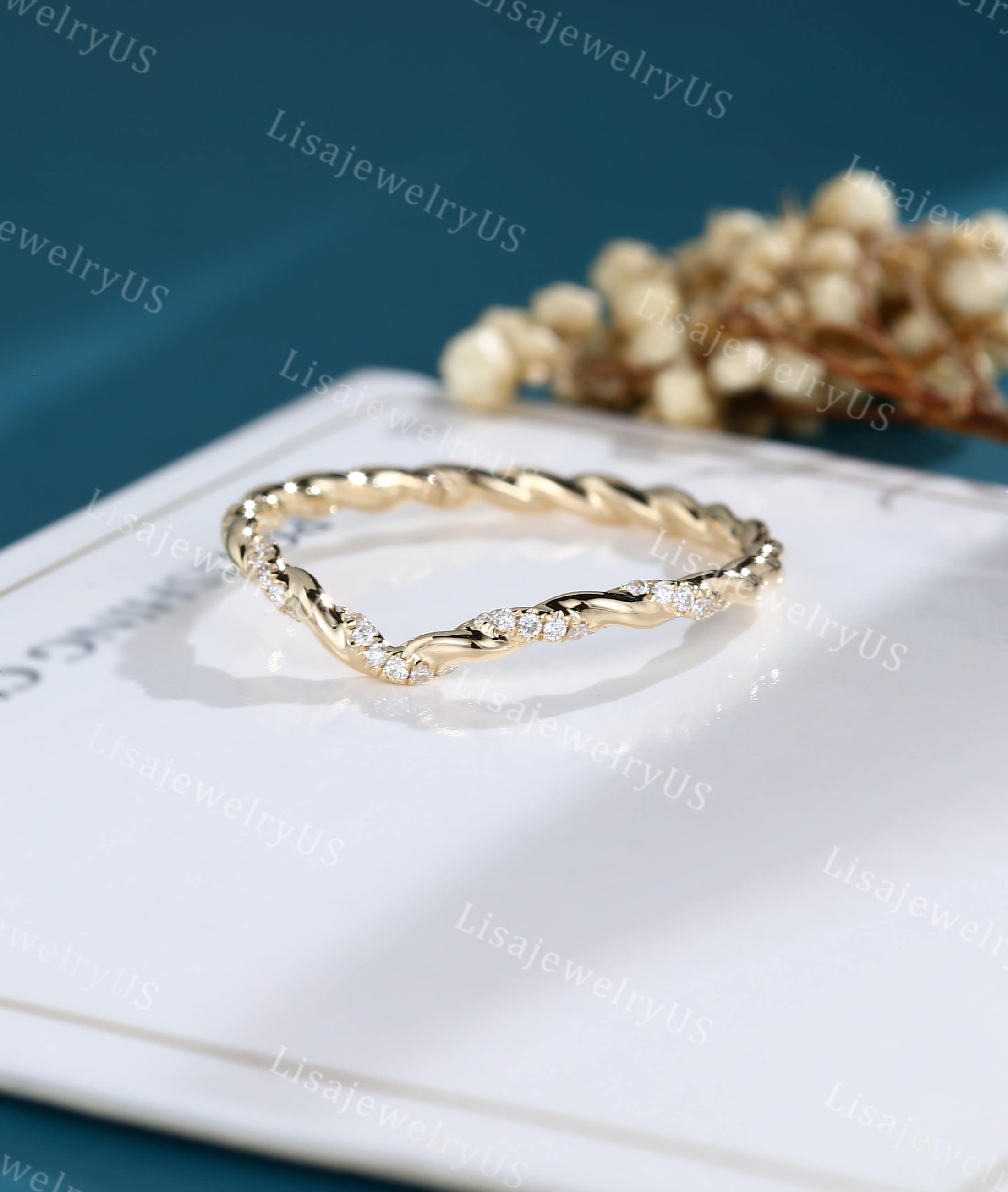 Diamond Wedding Band Curved wedding band 14K gold wedding band | Etsy