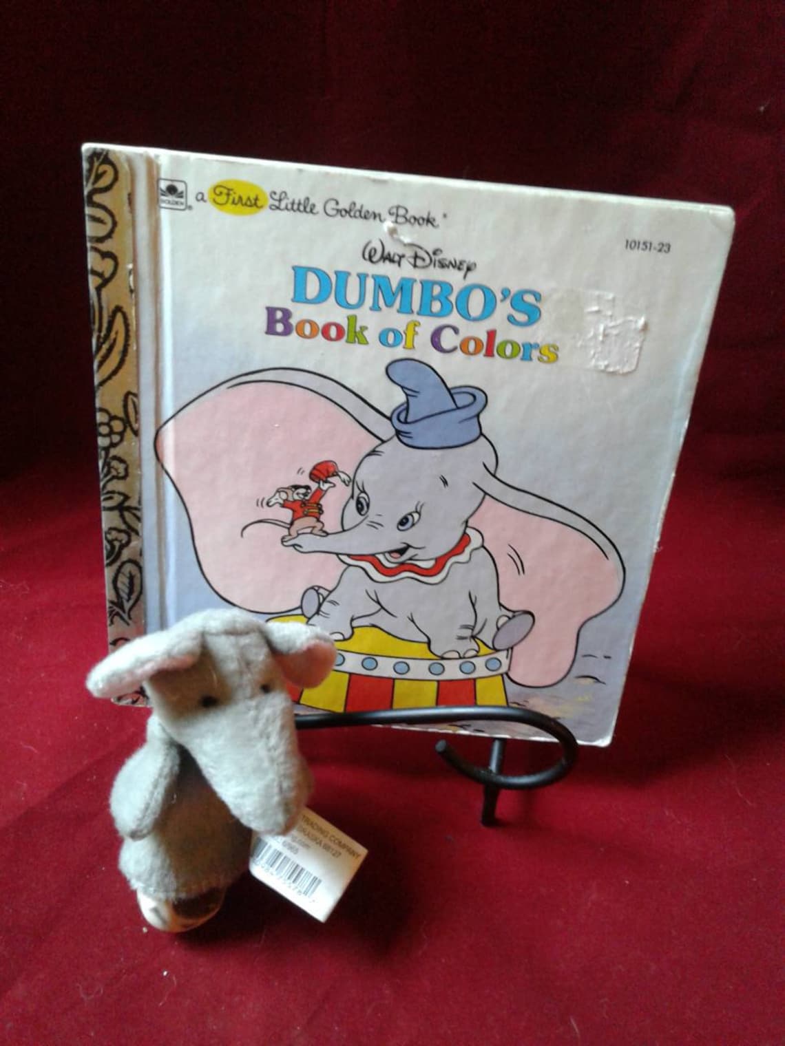 Well Loved 1988 Dumbo Walt Disneys Dumbos Book of Colors A - Etsy France