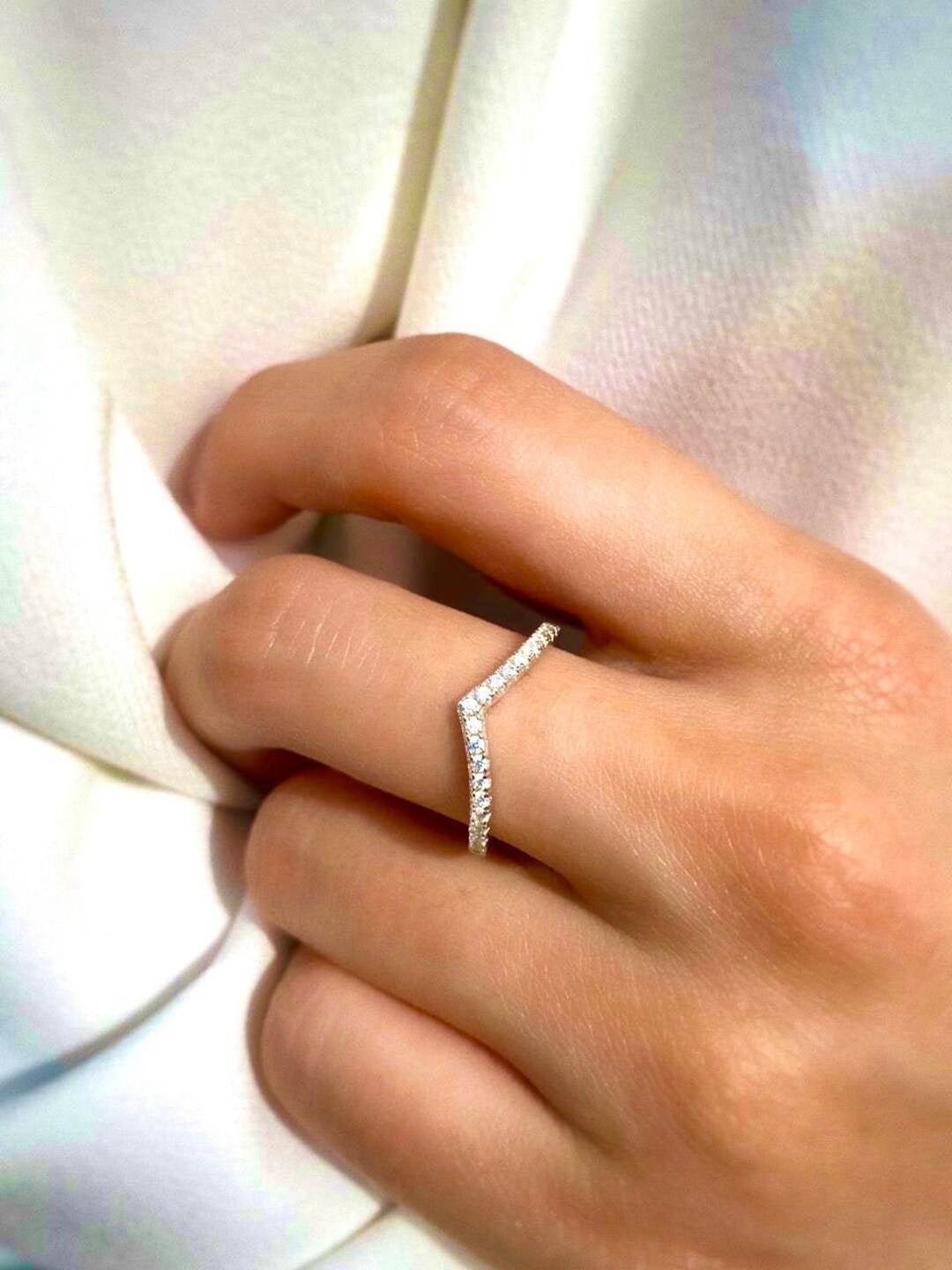 Sterling Silver V Ring: Zircon Crystal Gemstone Ring - Etsy Sweden