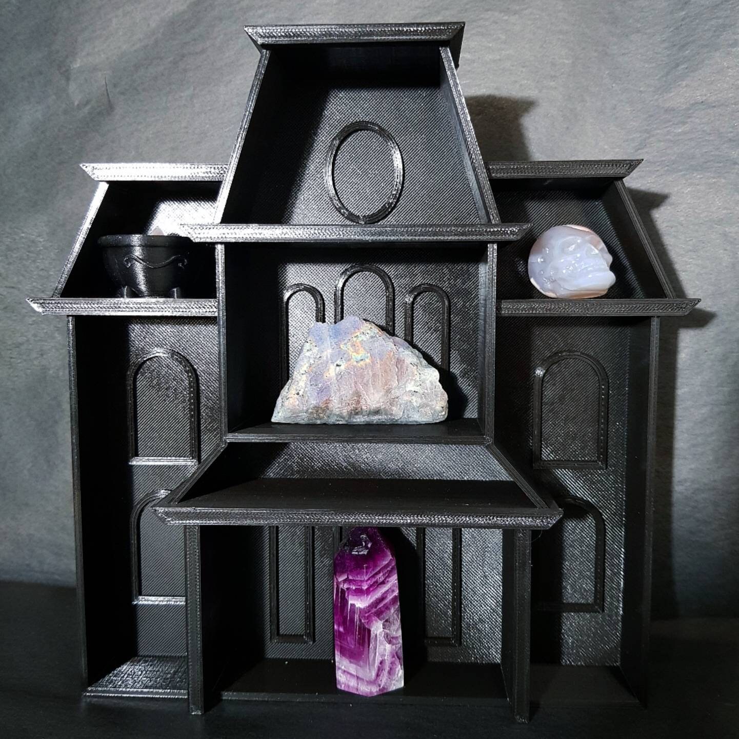 Shelving tamagothic 3D-printed gothic Scream in horror 3D shelf Home ...