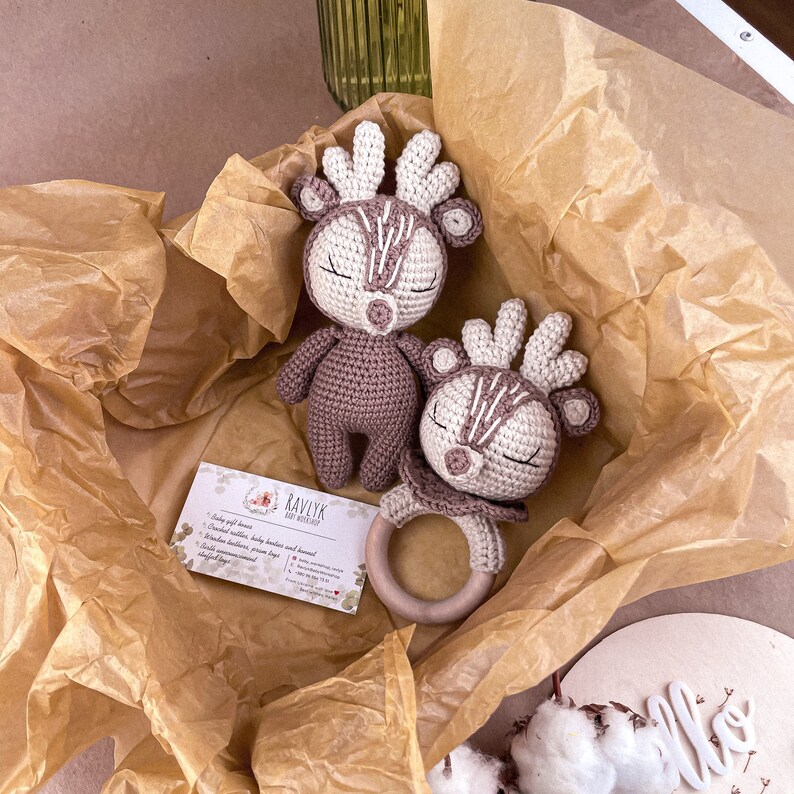 Neutral Deer Baby Gift Box for Pregnant Sister Deer Rattle - Etsy