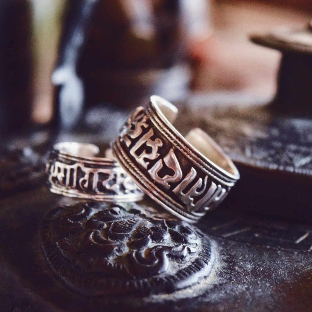 Om Mani Padme Hum Silver Mantra Ring, Buddhist Mantra Ring, Men's Open ...
