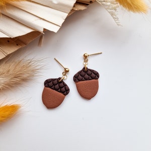HANGING ACORN Polymer Clay Earrings Fall Earrings Clay Thanksgiving ...