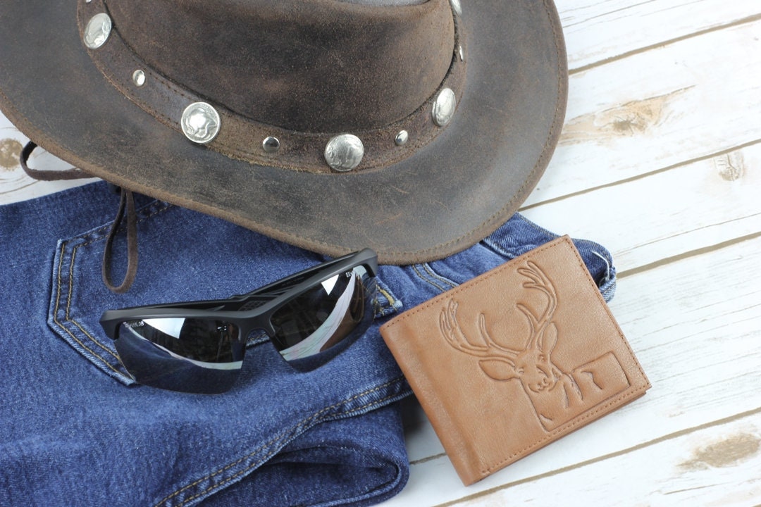 Deer Embossed Bi Fold Leather Wallet, RFID Blocking Wallet, Men's ...