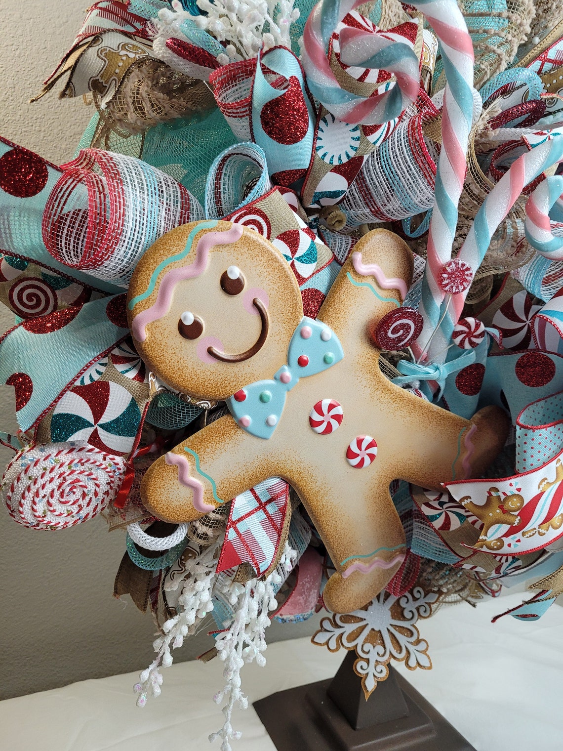 Gingerbread Man Wreath - Etsy